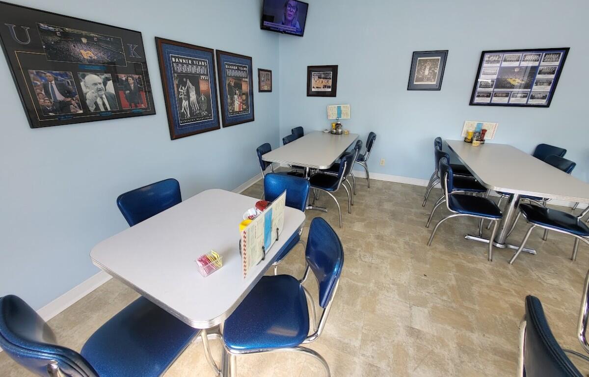 Holiday Burgers debuts new look, keeps 1960s charm loyal customers love ...